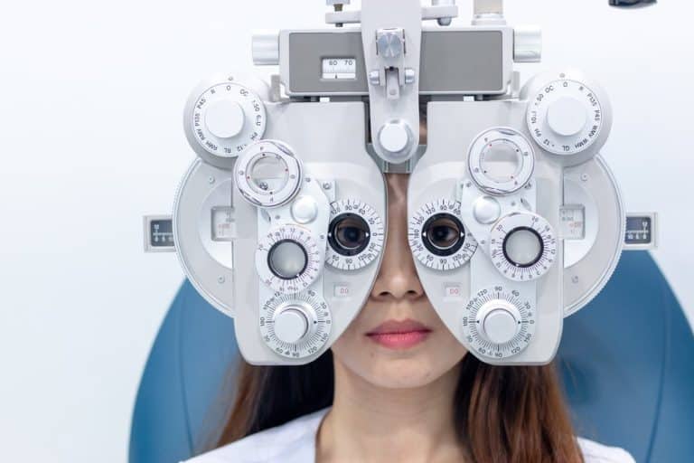 5 Fakta Operasi Lasik Mata, Tidak Sakit dan Sangat Singkat